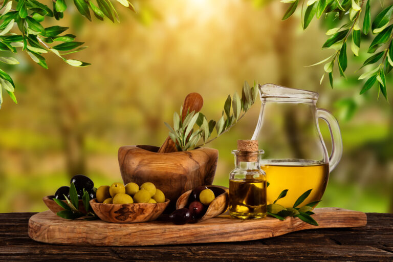 Home - Aura Pure Oils - Wood Pressed Oils are the best Cold Pressed Oils.